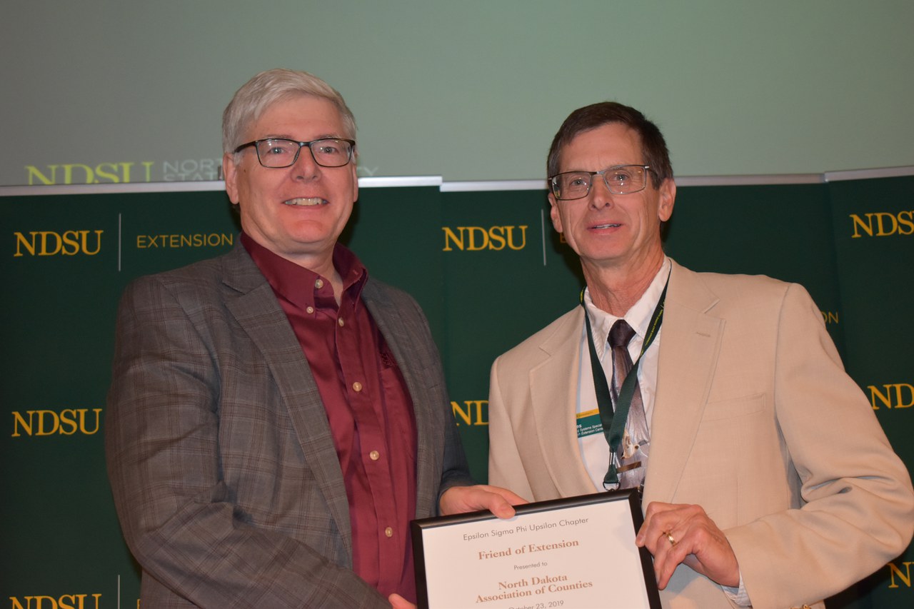 NDSU Extension Honorary Organization Presents Awards — Extension and Ag ...
