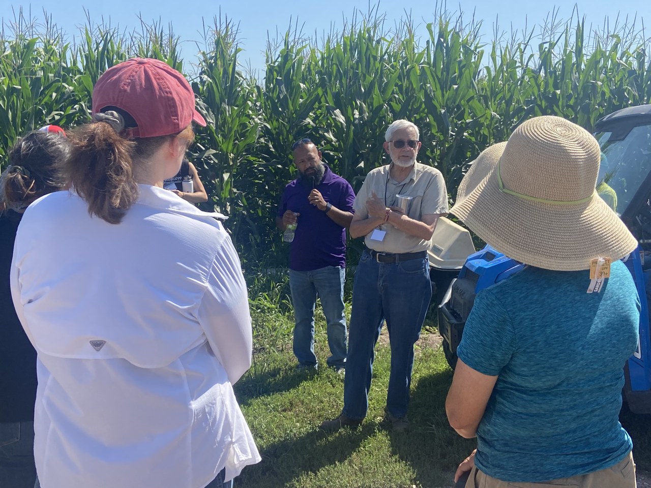 Free training set for beginning and current organic row crops farmers ...
